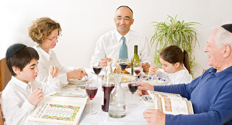 Fun, Food, Family: The Traditions of Passover – Israel My Glory